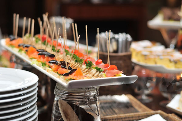 PUTTERHAM GRILLE | 1012 W Roxbury Pkwy, Chestnut Hill, MA 02467